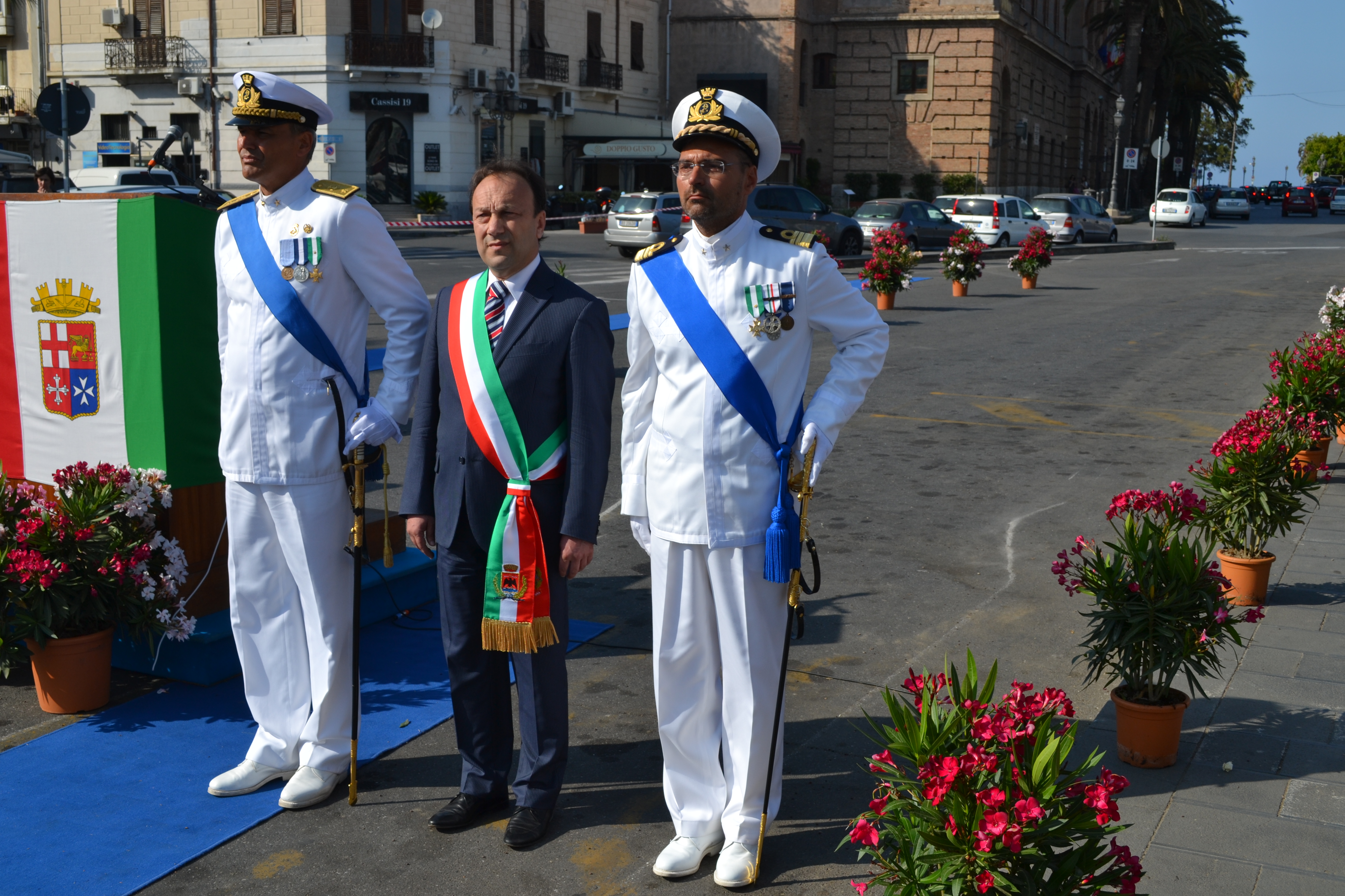 A MILAZZO LA MARINA MILITARE RICORDA L'AMMIRAGLIO RIZZO, EROE A PREMUDA ...