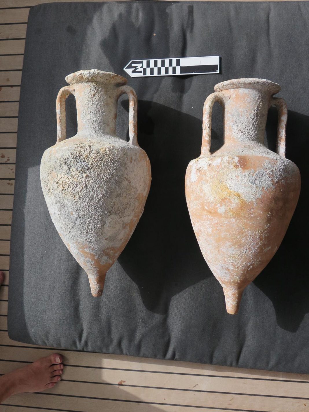 Ritrovate tre anfore antiche nel mare a Filicudi - MessinaOra.it